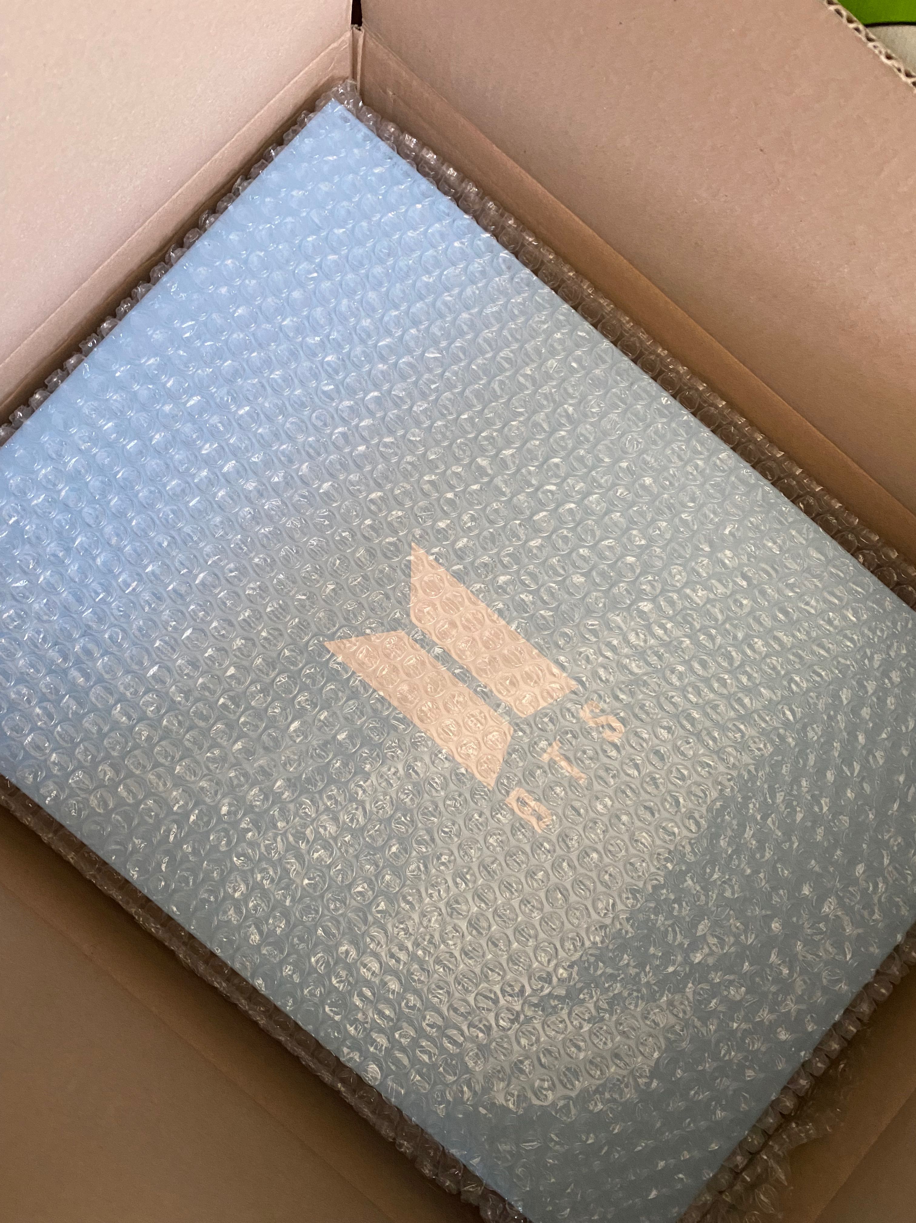 BTS Merch Box 4 (Onhand and sealed), Hobbies & Toys, Memorabilia ...