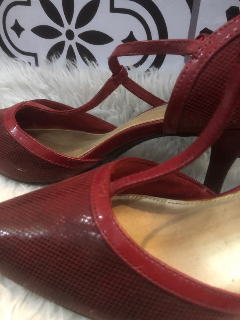 Fiona Heels, Women's Fashion, Footwear, Heels on Carousell