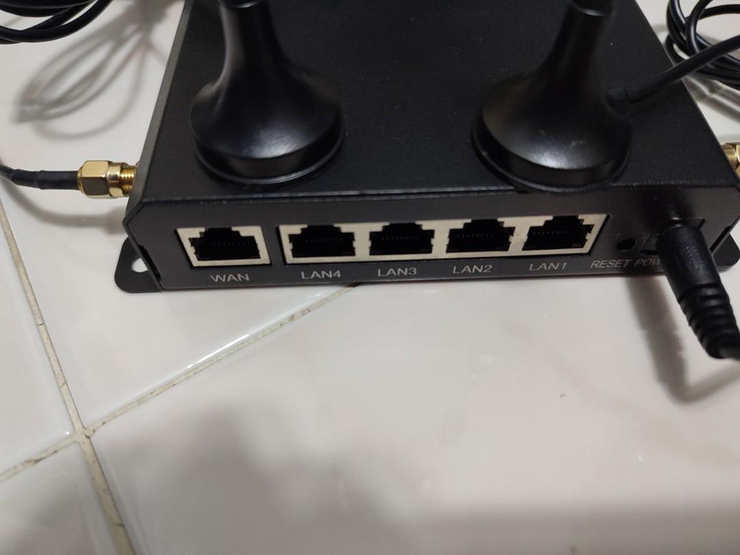 Industrial Grade 4G SIM Card Router with External Antenna Built in ...