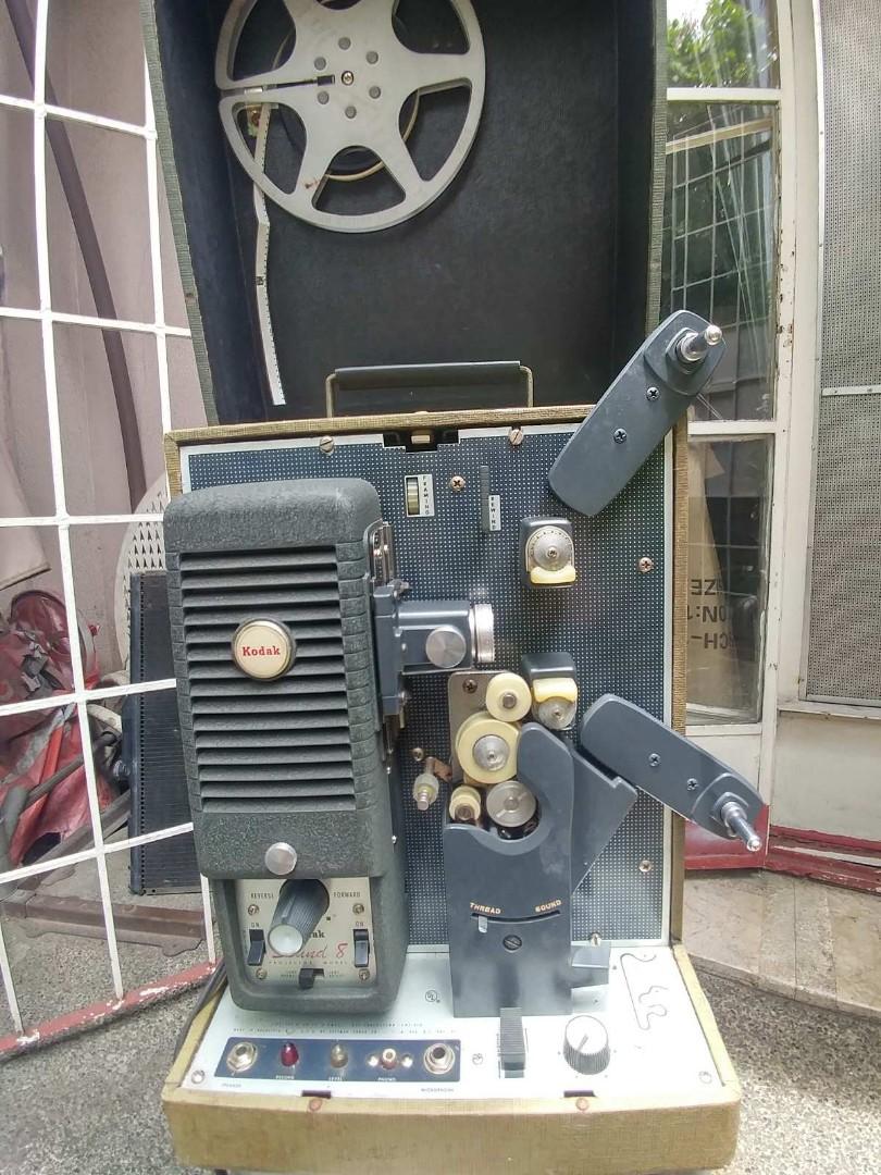 KODAK 8MM MOVIE PROJECTOR, Hobbies & Toys, Memorabilia & Collectibles ...