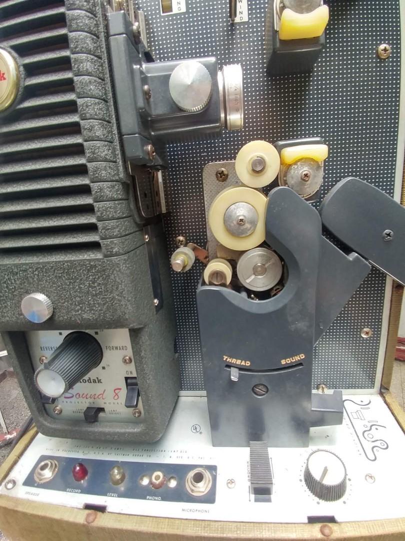 KODAK 8MM MOVIE PROJECTOR, Hobbies & Toys, Memorabilia & Collectibles ...