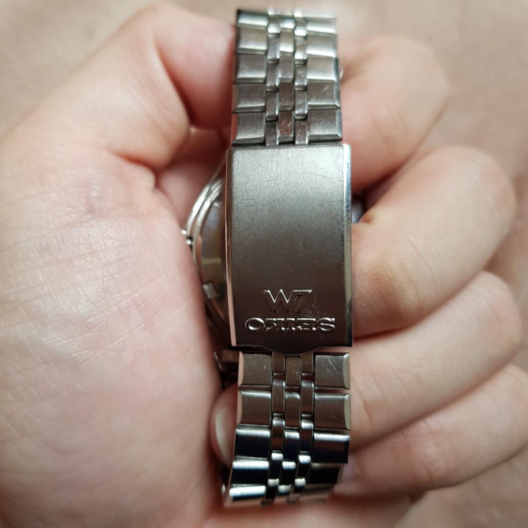 Seiko LM Deluxe Snow Dial, Men's Fashion, Watches & Accessories ...