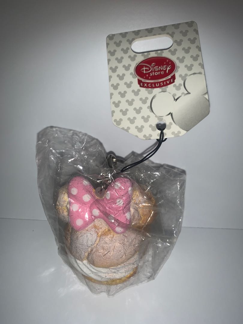 Squishy Disney Exclusive Minnie Cream Puff, Toys & Collectibles, Mainan ...