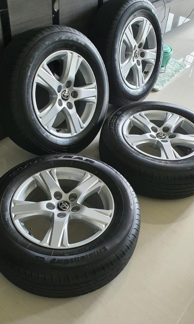 Toyota Alphard 16 inch original rim 5x114.3, Car Accessories, Tyres ...