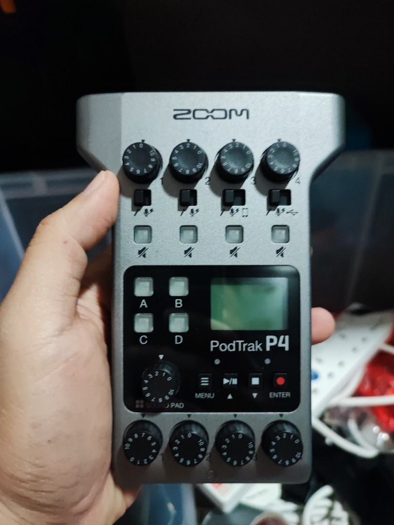 Zoom Podtrak P4, Audio, Portable Audio Accessories on Carousell