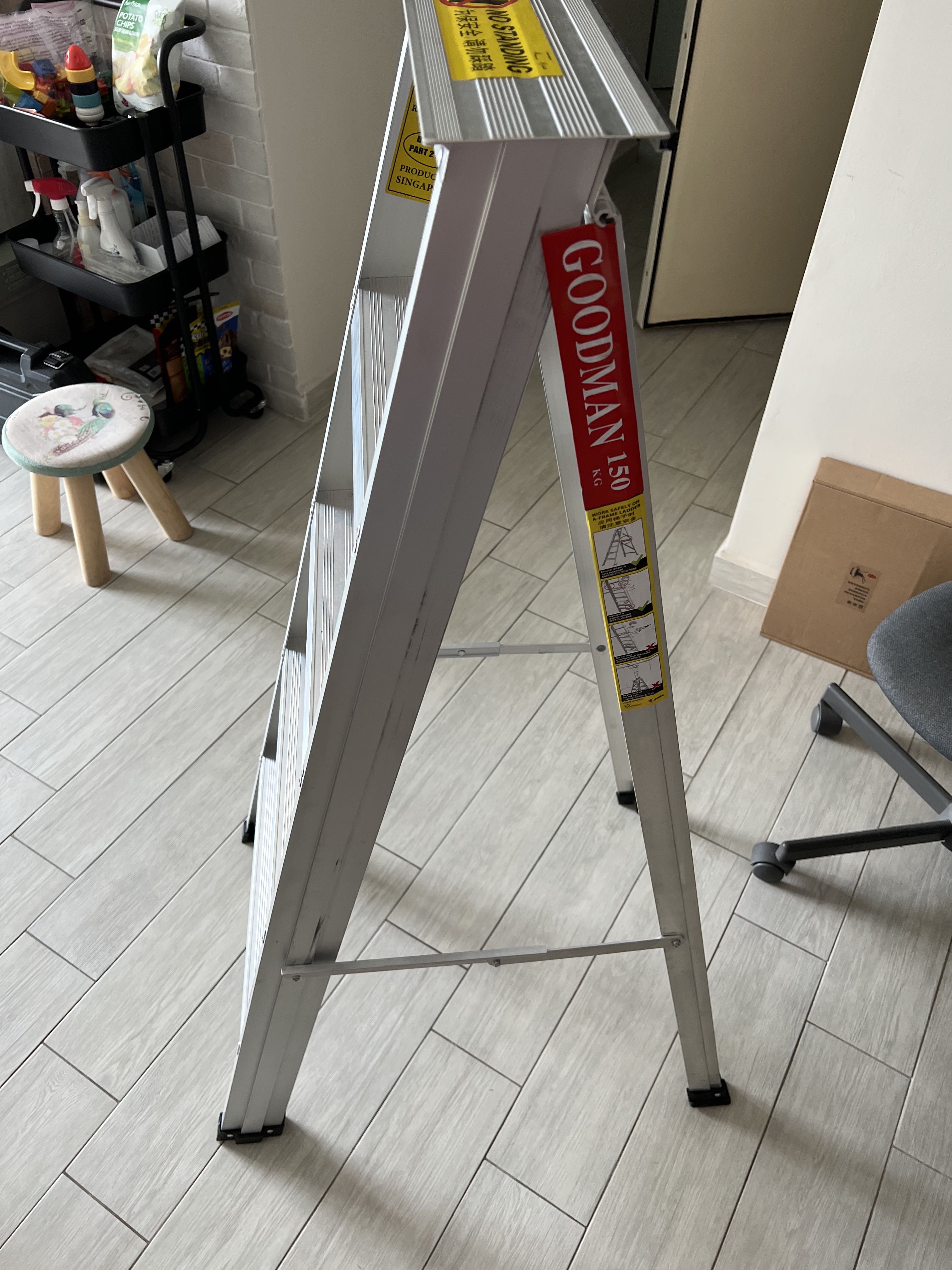 5 step ladder, Furniture & Home Living, Home Improvement & Organisation ...