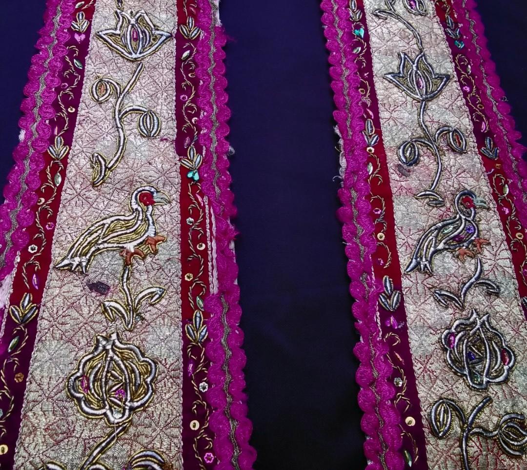 Antik 1 pair embordery hiasan katil lama, Furniture & Home Living, Home ...