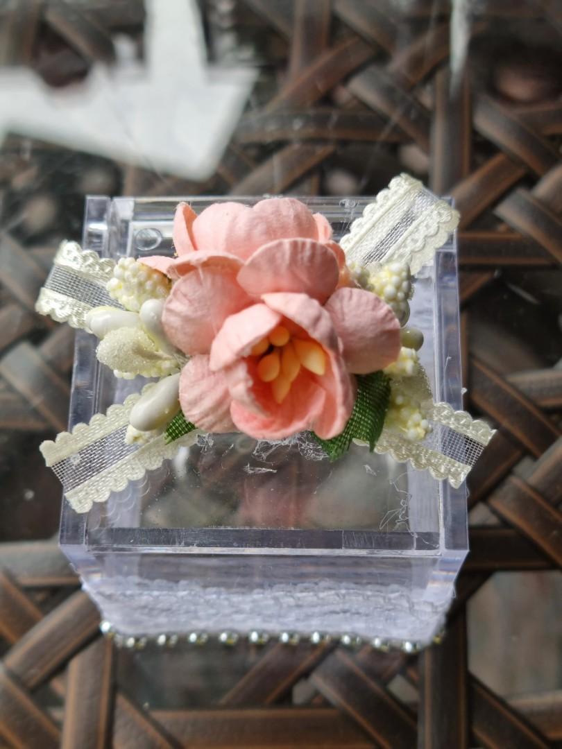 Bunga rampai holder/ bunga rampai, Hobbies & Toys, Stationery & Craft ...