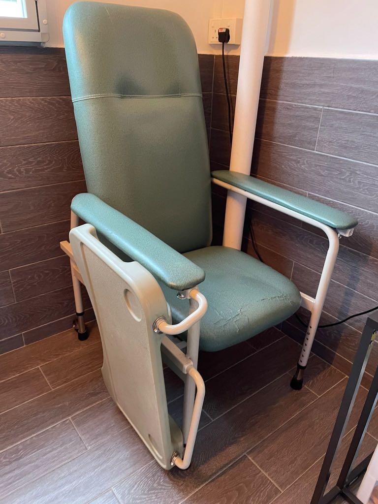 Geriatric chair, Health & Nutrition, Assistive & Rehabilatory Aids ...