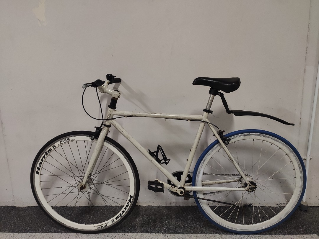 Harris fixie, Sports Equipment, Bicycles & Parts, Bicycles on Carousell