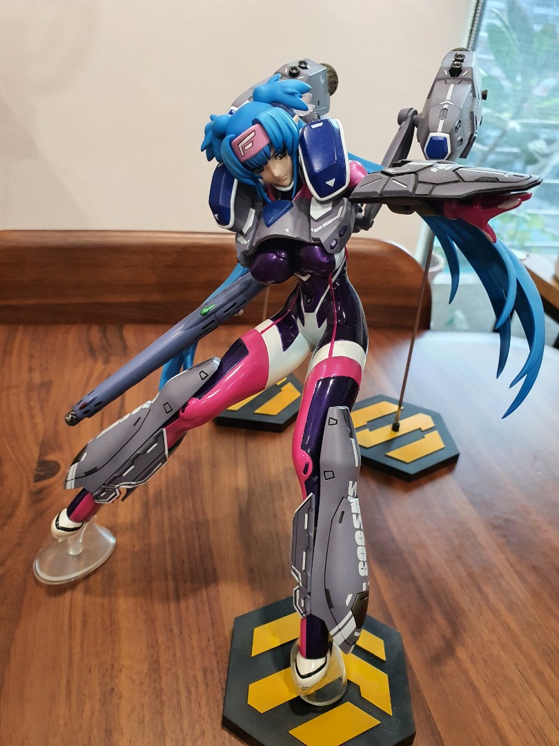 Macross Frontier Klan Klang Armored Ver., Hobbies & Toys, Toys & Games ...