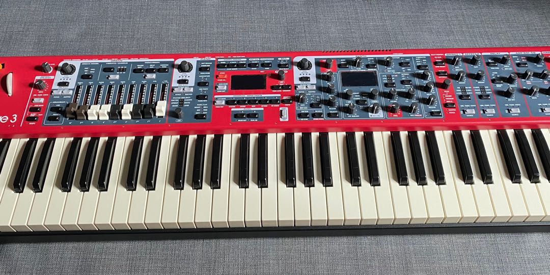 Nord Stage 3 Compact + Travel aluminum case, Hobbies & Toys, Music ...