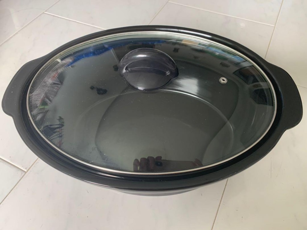 Oval Cooking Pot, Furniture & Home Living, Kitchenware & Tableware ...