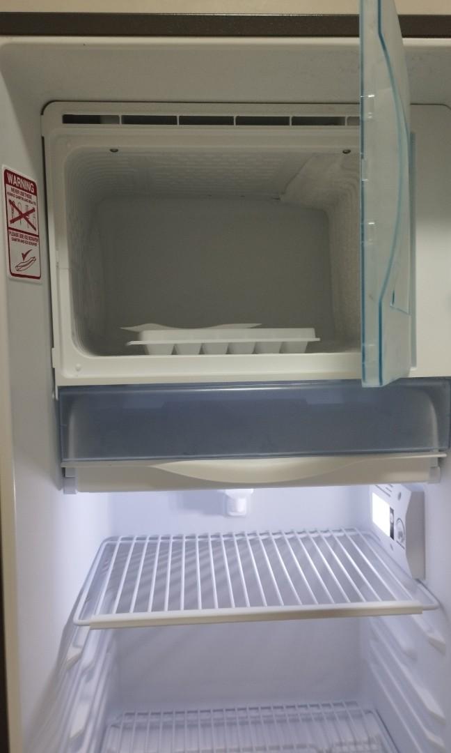 Panasonic NR-AQ211VS Inverter Refrigerator, TV & Home Appliances ...