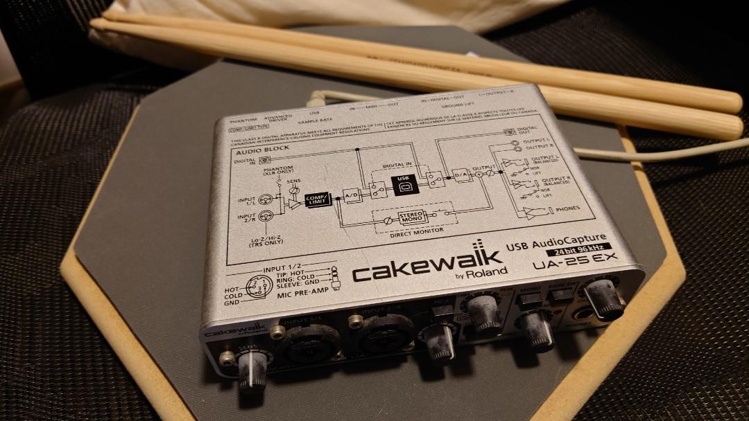 Roland Cakewalk UA-25X Audio Interface, Hobbies & Toys, Music & Media ...