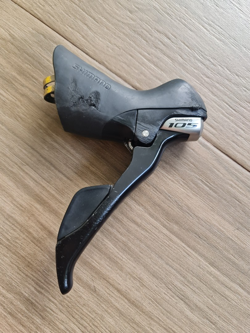 Shimano 105 R5800 Right Shifter, Sports Equipment, Bicycles & Parts ...