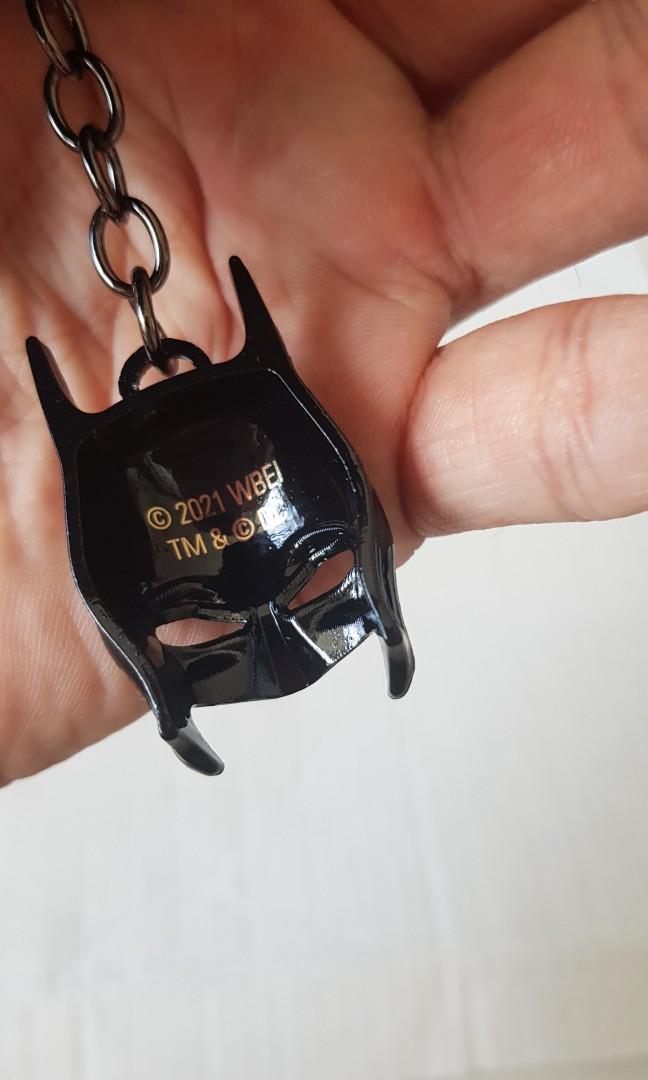 The Batman Metal Keychain, Hobbies & Toys, Memorabilia & Collectibles ...