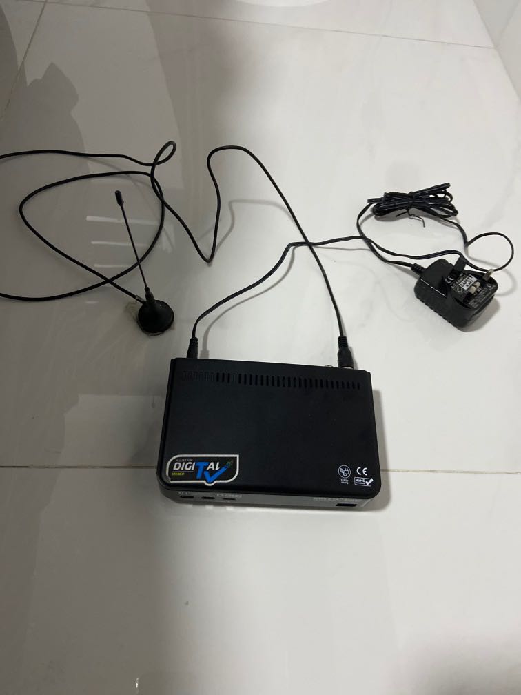 Tv digital box with anthena, TV & Home Appliances, TV & Entertainment ...