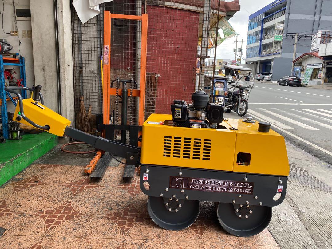 WALK BEHIND VIBRATORY ROLLER (MINI PISON), Commercial & Industrial ...