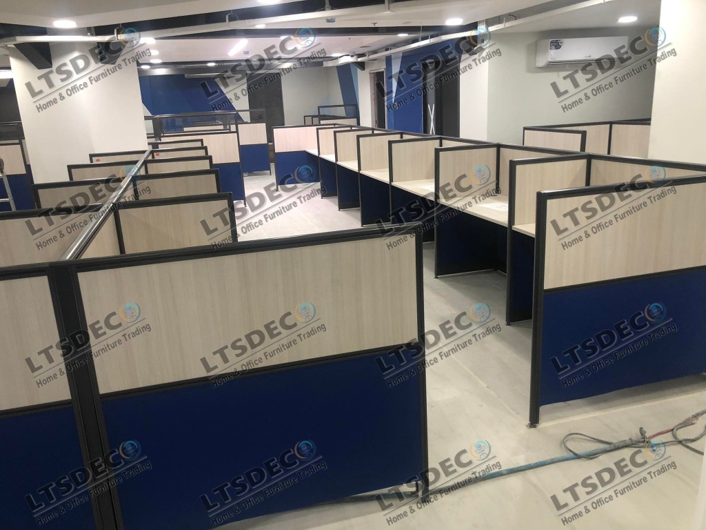 WORKSTATION TABLE WITH SHARING PANEL OFFICE PARTITIONS, Furniture ...