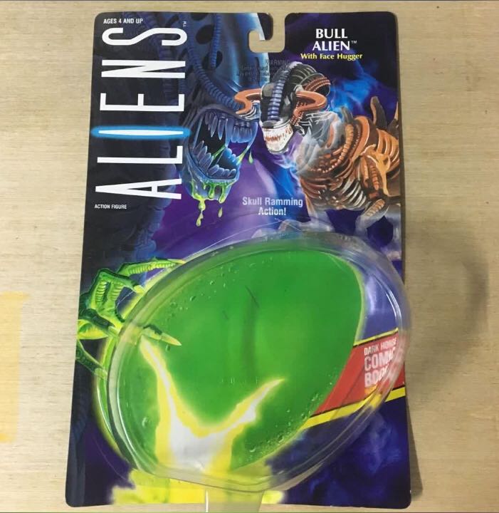 ALIENS BULL ALIEN FIGURE (1992) (Complete with Packaging & Comic), Hobbies & Toys, Collectibles ...