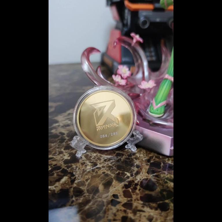 Demon Slayer Love Hashira Mitsuri Kanroji Statue Figurine, Hobbies ...