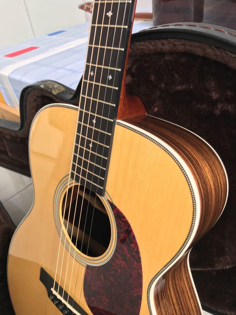 Headway Acoustic Guitar, Hobbies & Toys, Music & Media, Musical Instruments on Carousell