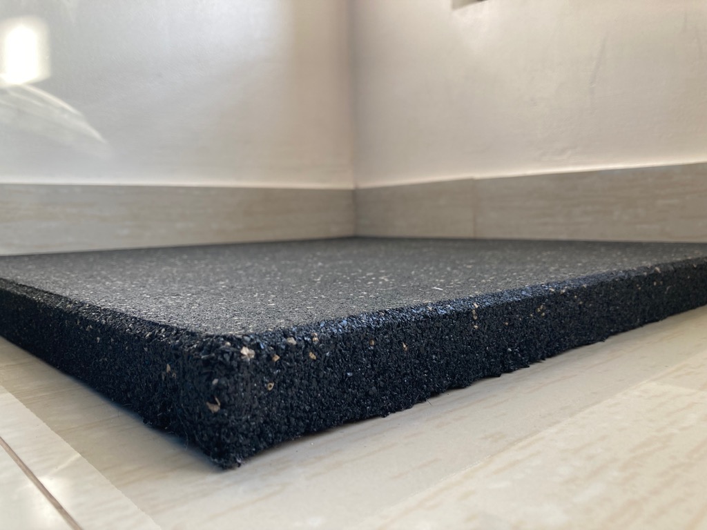 High Density Rubber Mat, Sports Equipment, Exercise & Fitness, Exercise ...