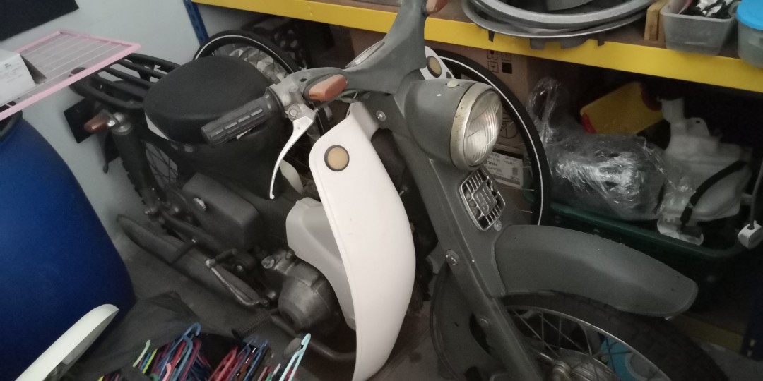 Honda cub CM91, Motorbikes on Carousell