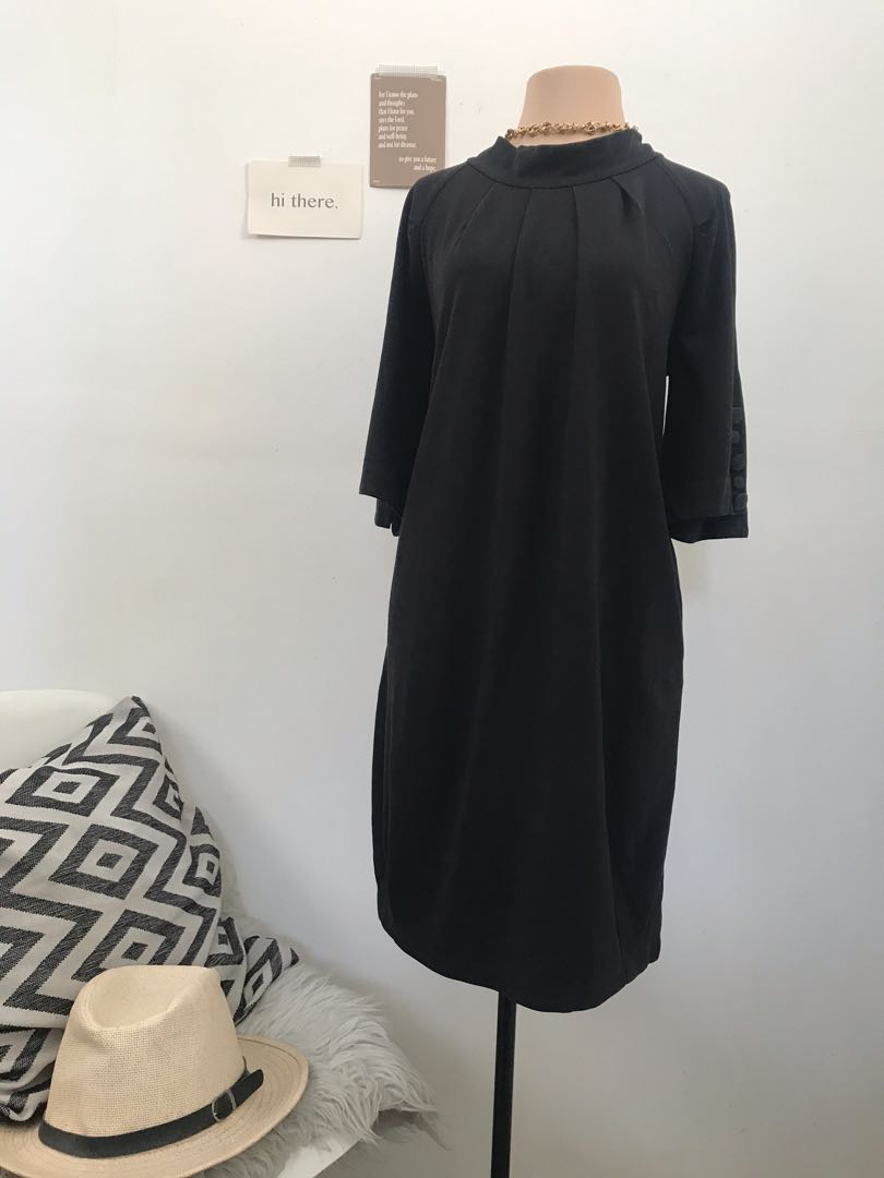 Loalde black midi dress, Women's Fashion, Dresses & Sets, Dresses on ...