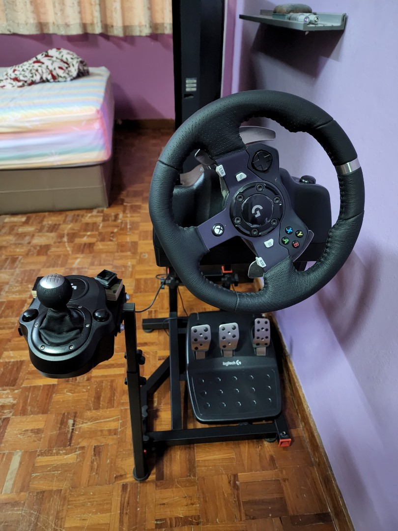 Logitech G920 steering wheel (with gear stick and steering mount ...