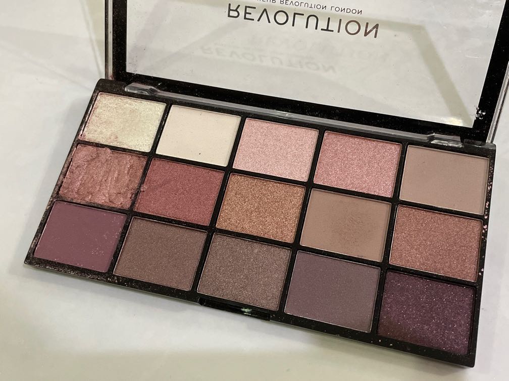 Makeup Revolution Reloaded Iconic 3.0 Eyeshadow Palette, Beauty ...