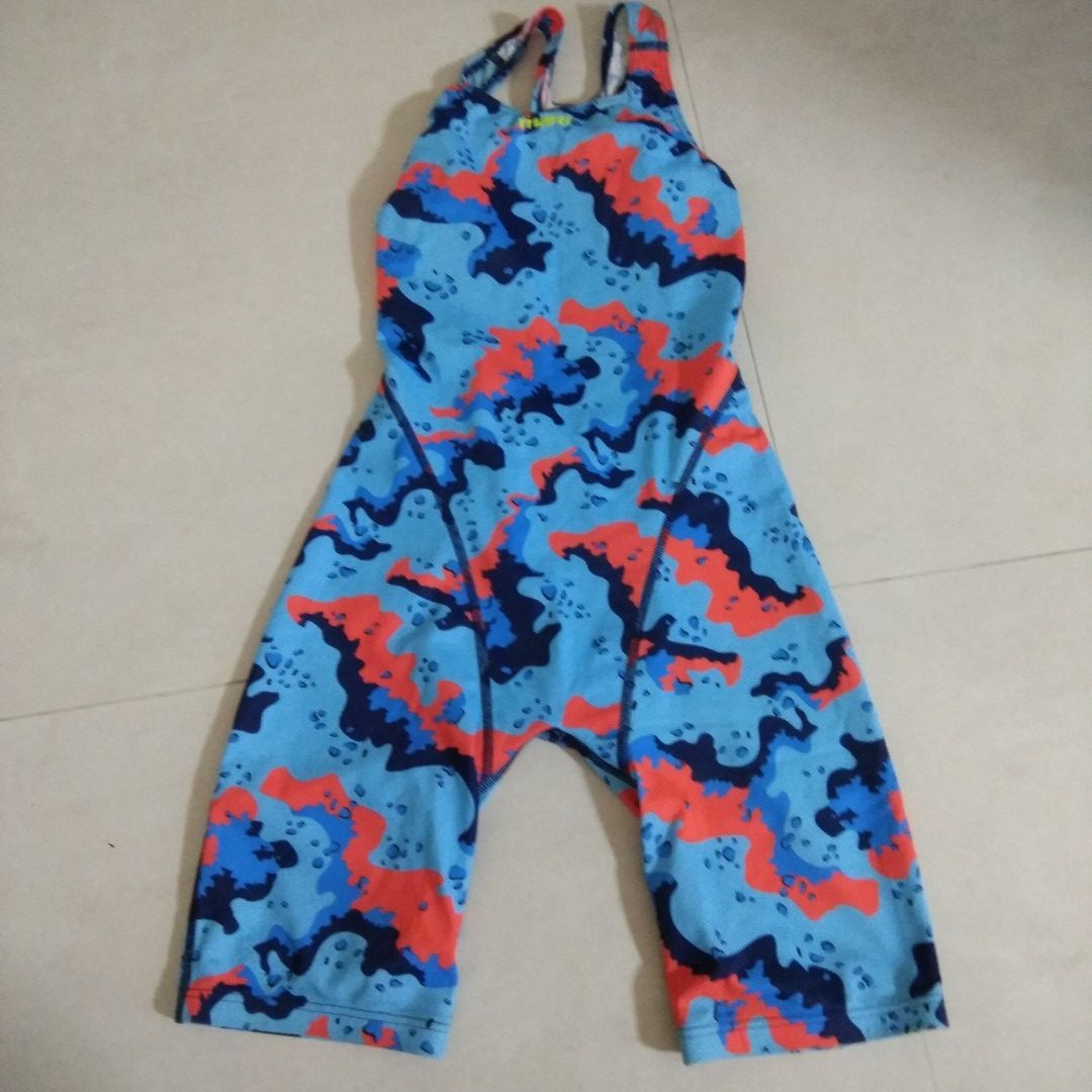 Maru girls swimming kneesuit, Sports Equipment, Sports & Games, Water ...