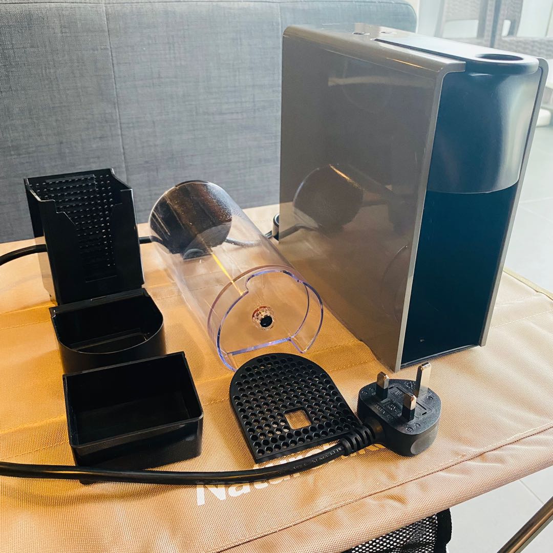 Nespresso Essenza Mini Coffee Machine, TV & Home Appliances, Kitchen ...