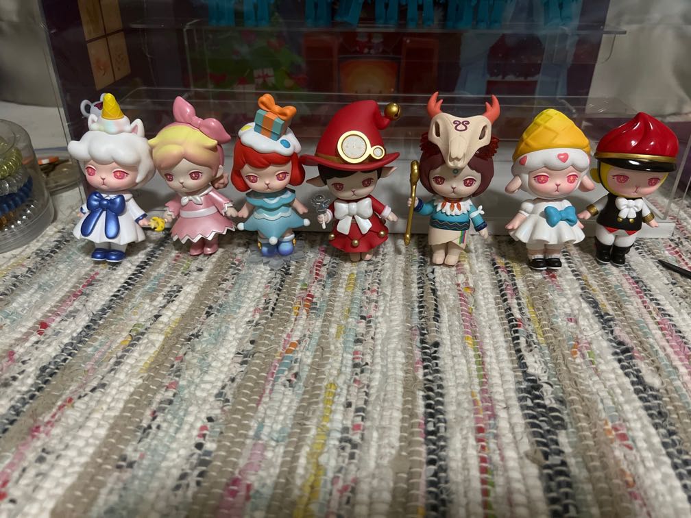 Popmart/ Pop Mart bunny/ Molly/ yuki/ tokidoki mix sale, Hobbies & Toys ...
