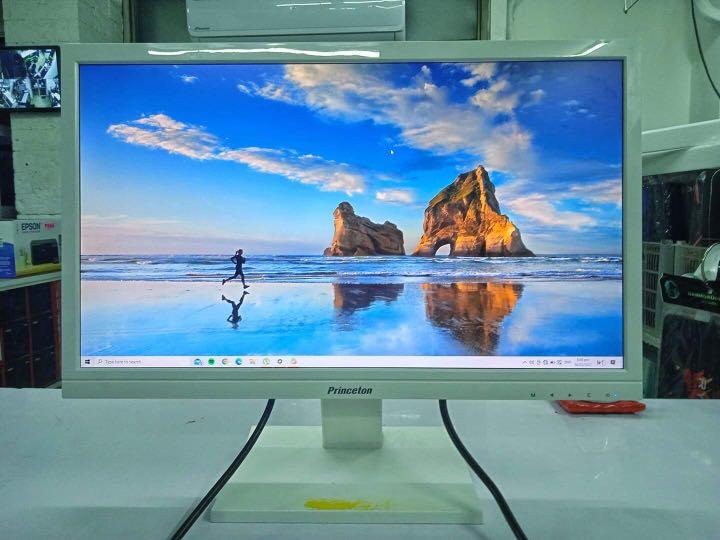 Princeton White Monitor, Computers & Tech, Parts & Accessories, Other ...