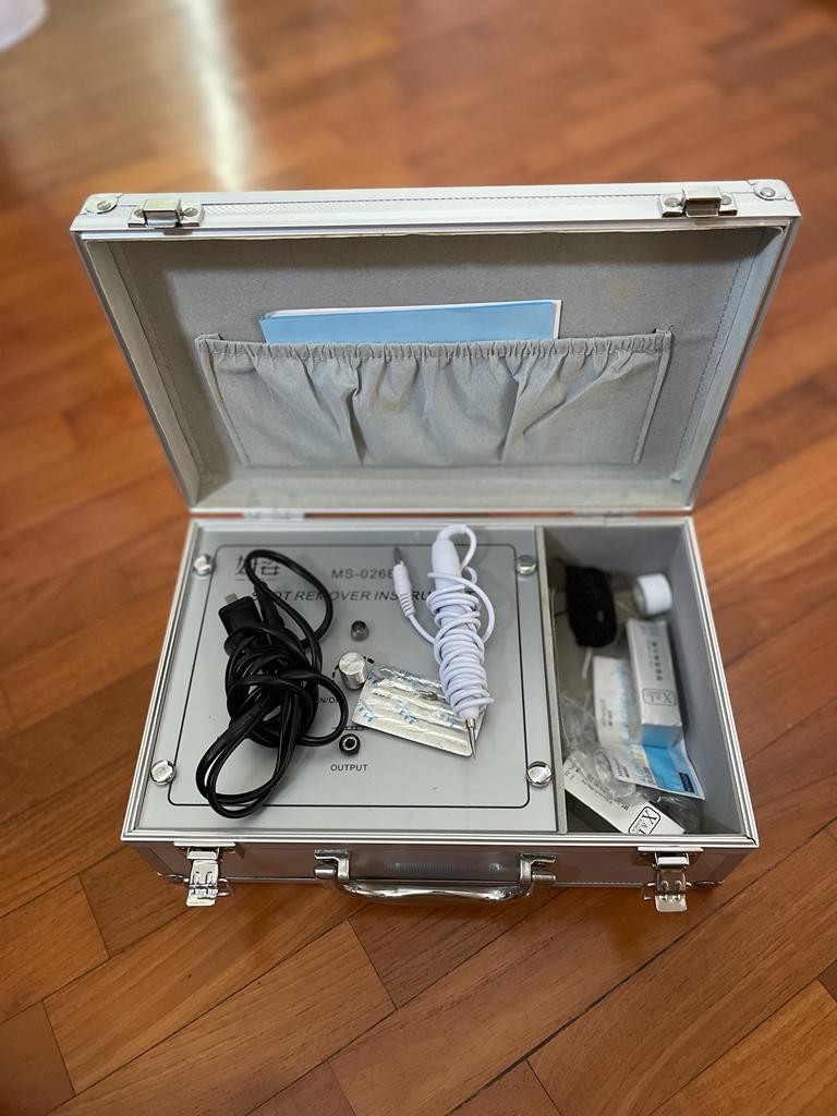 remove mole machine, Beauty & Personal Care, Face, Face Care on Carousell