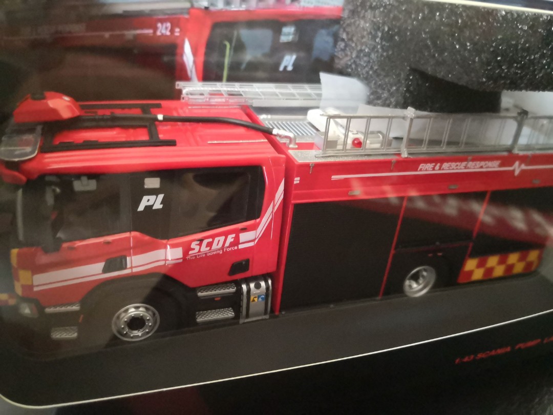 SCDF Pump Ladder 6th Generation Black Locker, Hobbies & Toys, Toys ...
