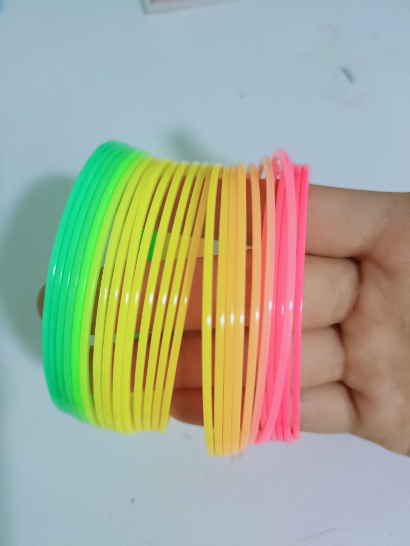 Spring fidget, Hobbies & Toys, Toys & Games on Carousell