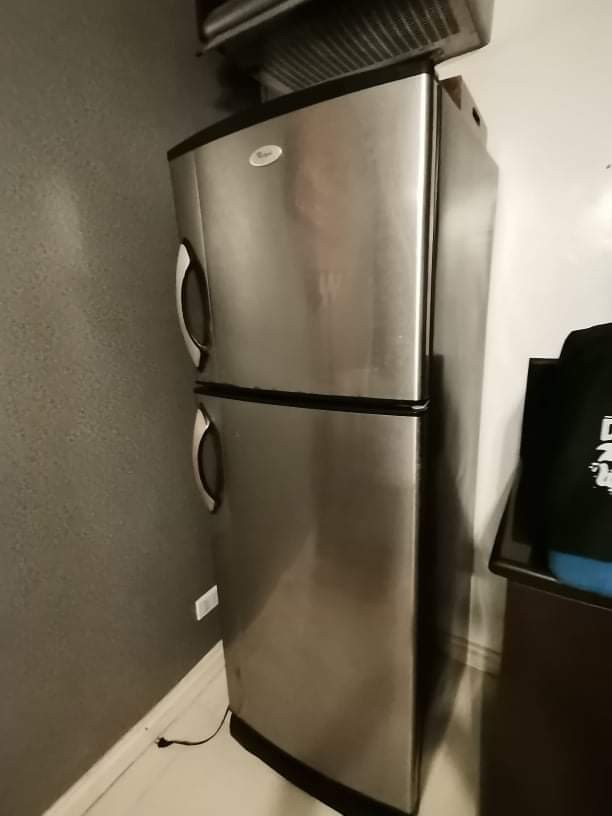 Whirlpool 2 door refrigerator, TV & Home Appliances, Other Home ...