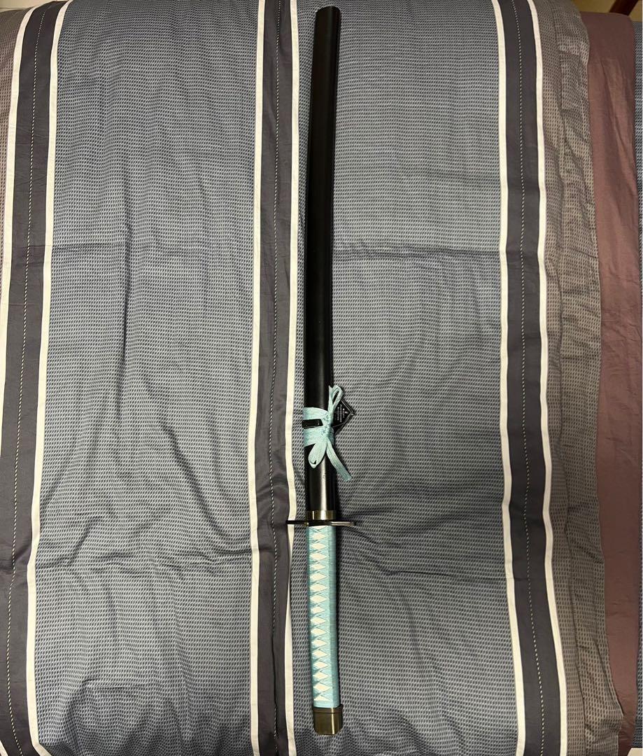 Bleach Wooden Replica Sword, Hobbies & Toys, Books & Magazines, Comics ...