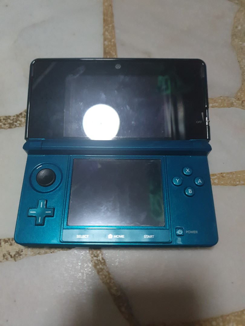 broken NINTENDO 3DS, Video Gaming, Video Game Consoles, Nintendo on ...