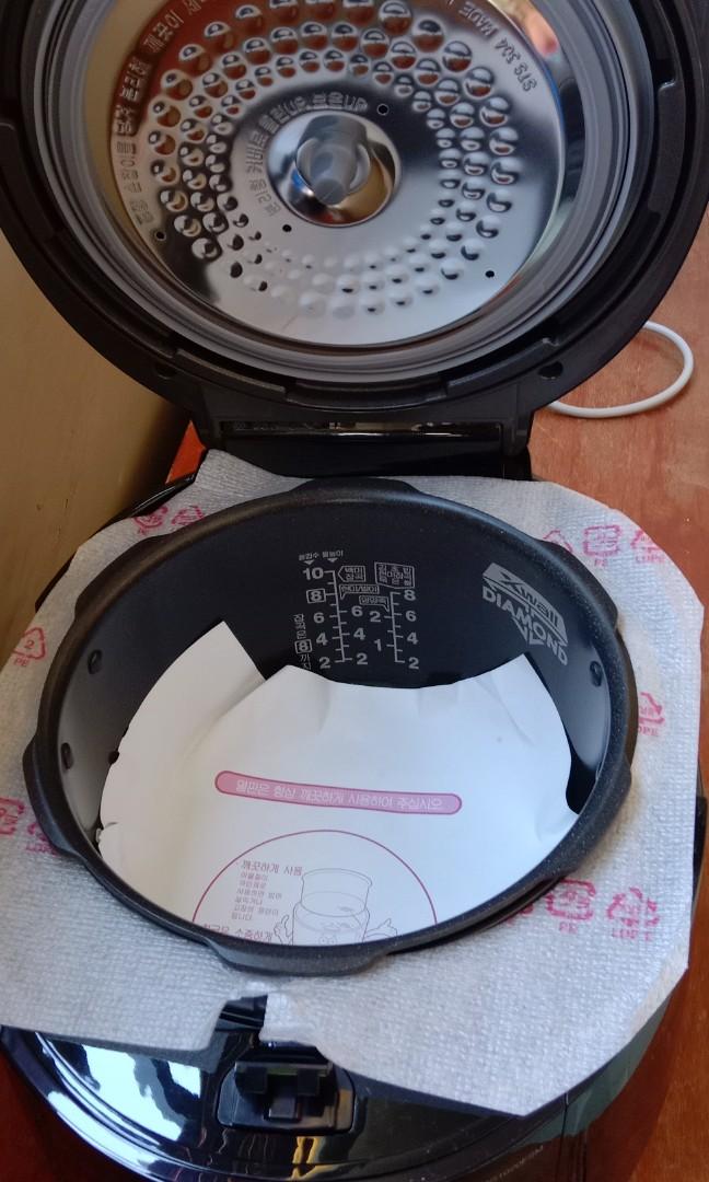 Cuckoo talking pressure rice cooker 220v, TV & Home Appliances, Kitchen ...