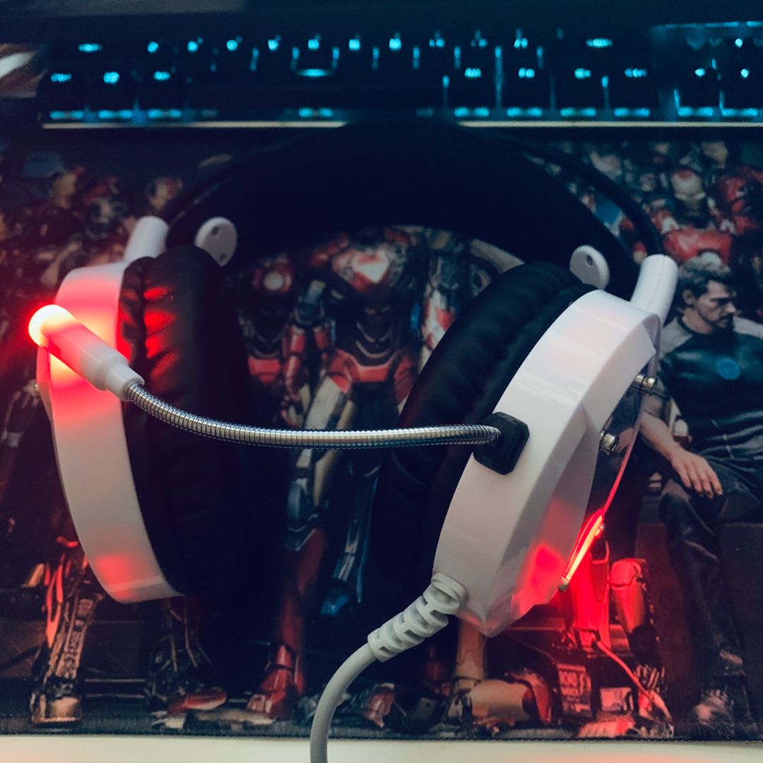 gaming headset yobo - white, Audio, Headphones & Headsets on Carousell