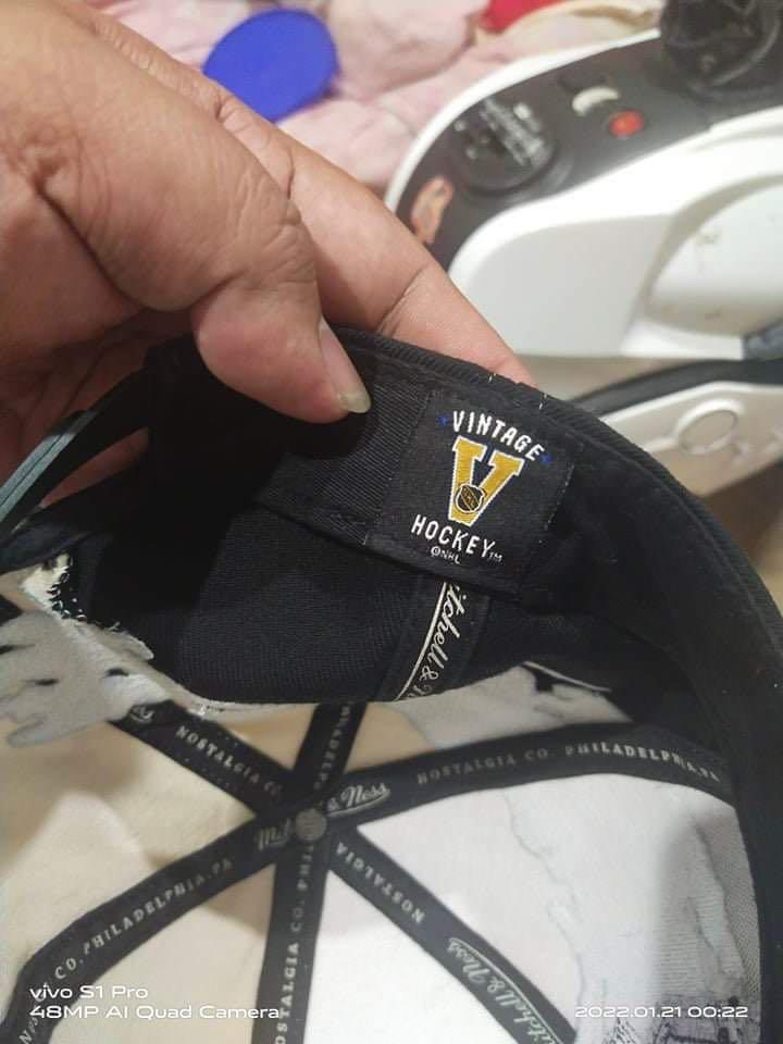 LA KINGS SPLASH, Men's Fashion, Watches & Accessories, Caps & Hats on ...