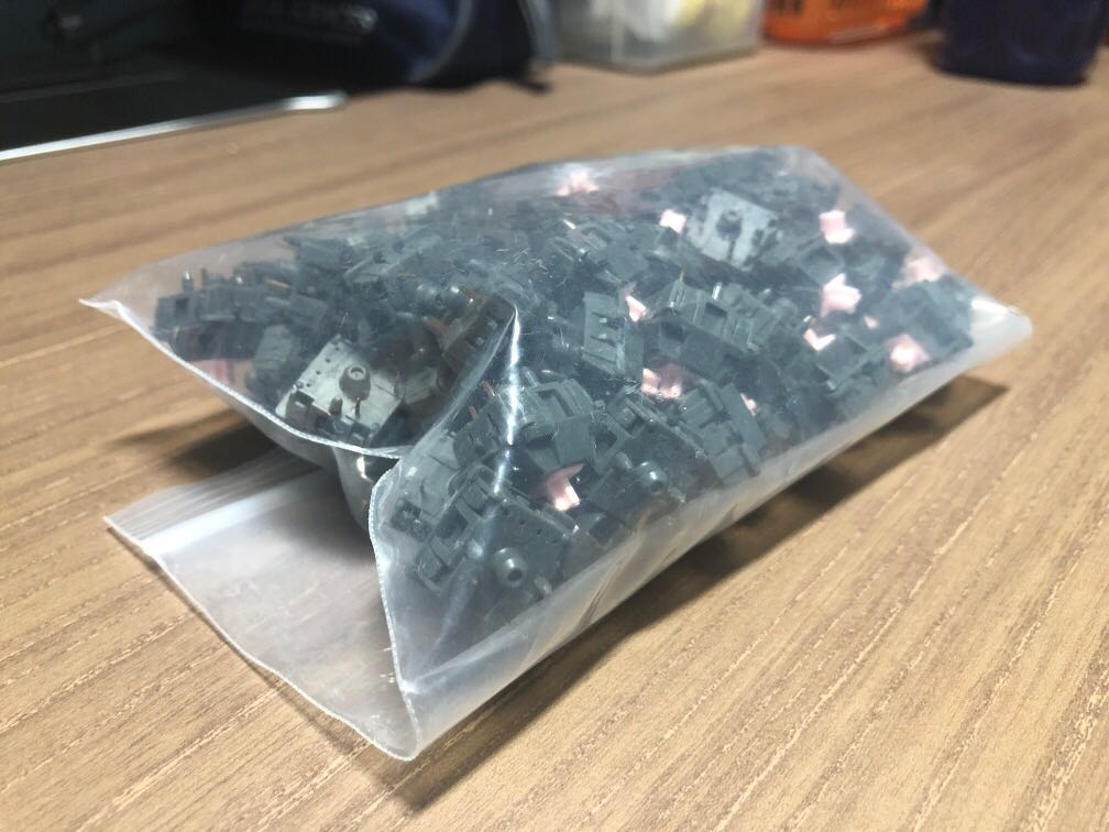 L+F Alpaca V2 x90 keyboard switch, Computers & Tech, Parts ...