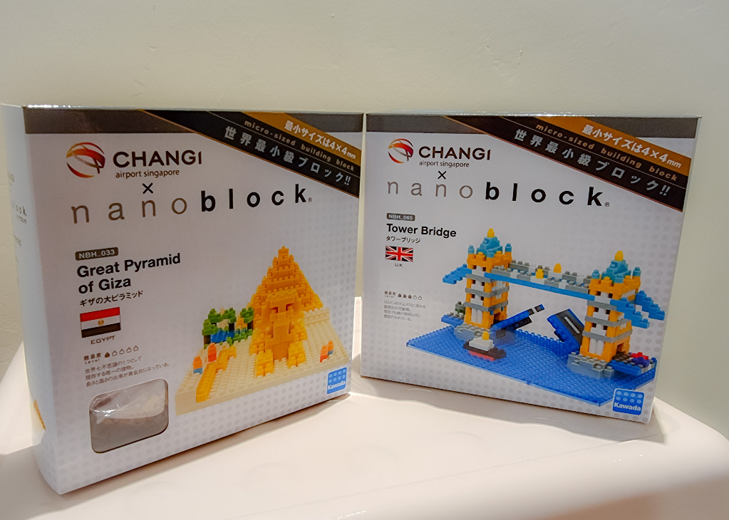 nanoblock x Changi Airport - Great Pyramid of Giza + Tower Bridge, Hobbies & Toys, Toys & Games ...