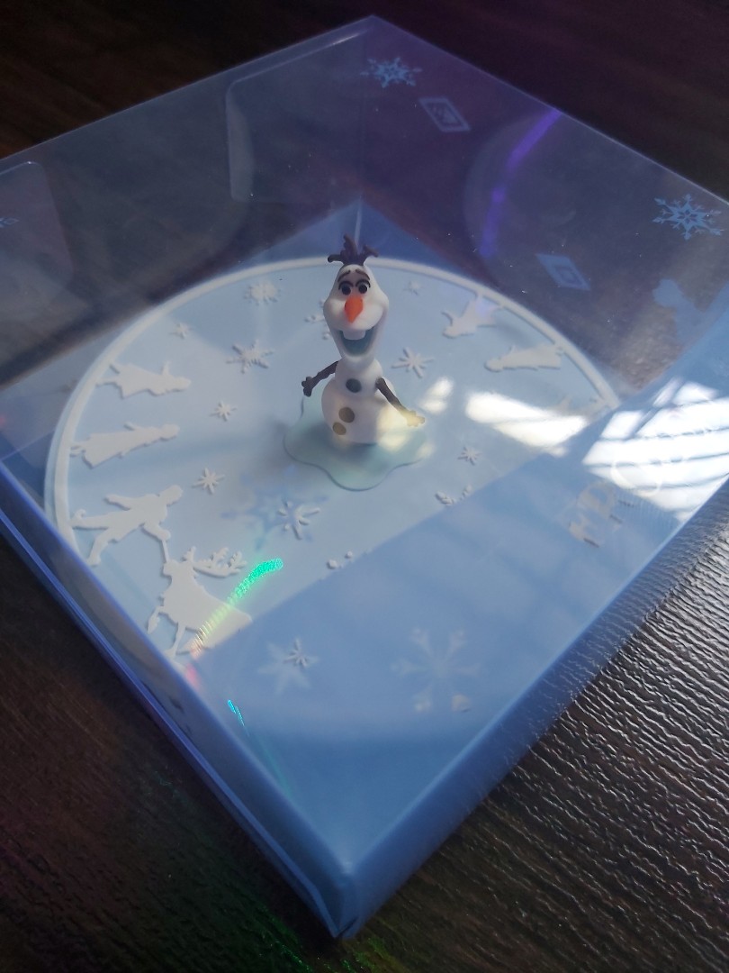 NEW DISNEY FROZEN CUP COVER WITH OLAF FIGURINE!!!, Furniture & Home ...