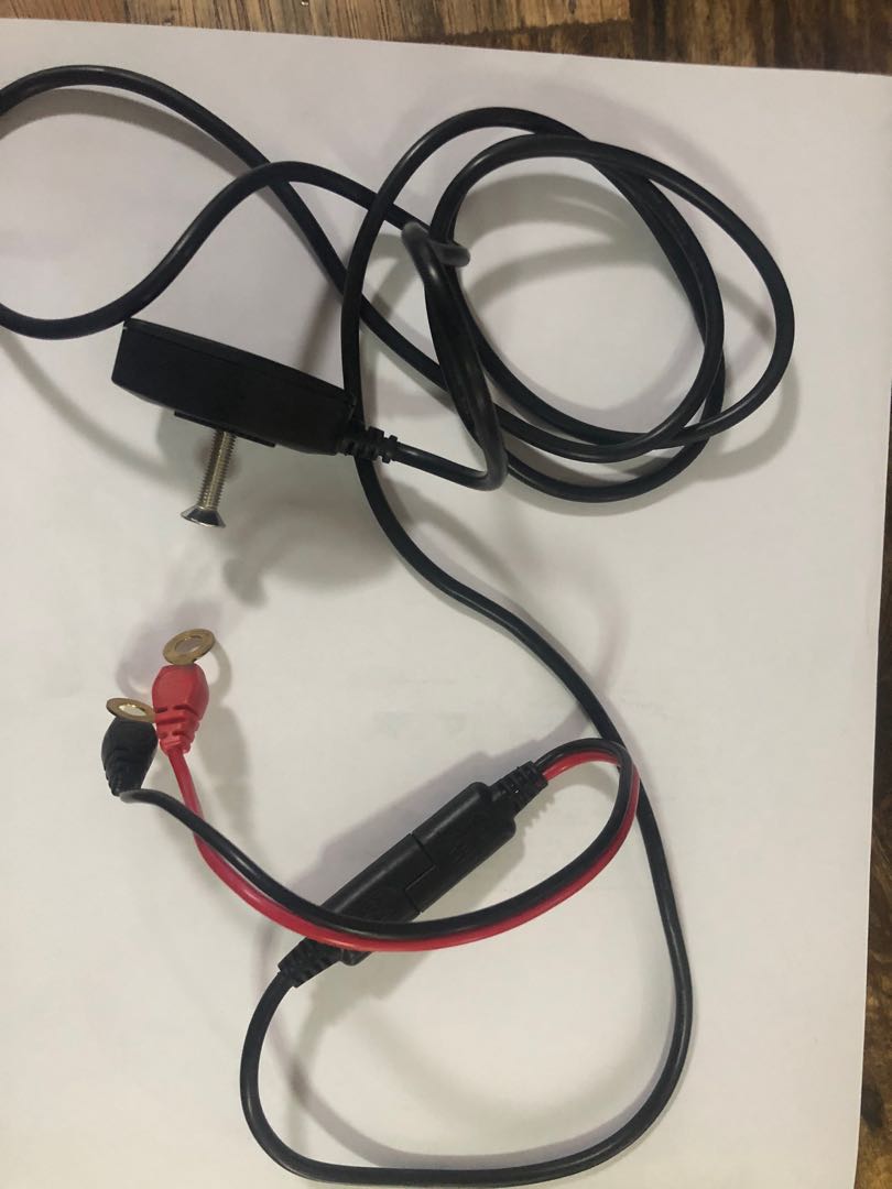 Original Quad lock usb charger, Mobile Phones & Gadgets, Mobile ...