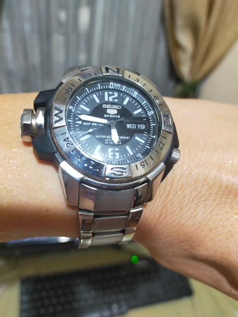 Seiko 5 Sports map meter, Men's Fashion, Watches & Accessories, Watches ...